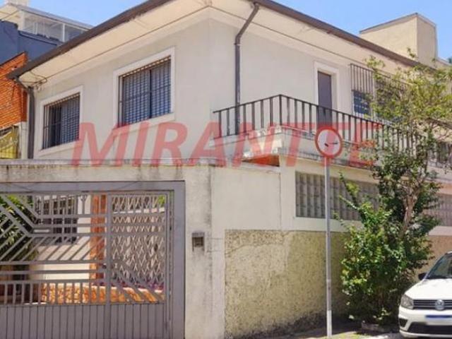 Sobrado de 220m² com 4 quartos