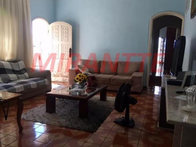 Sobrado de 227m² com 3 quartos
