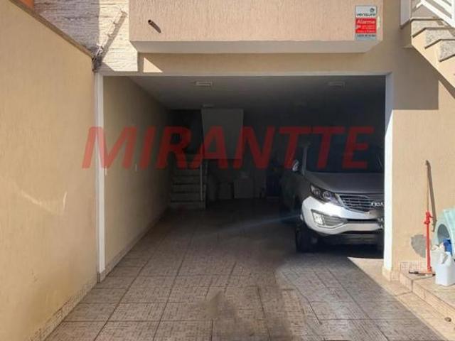 Sobrado de 225m² com 3 quartos