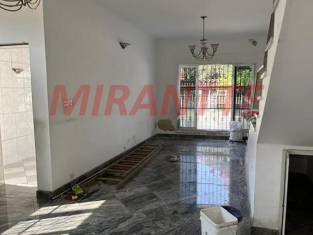 Sobrado de 233m² com 4 quartos