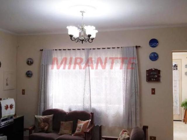Sobrado de 230m² com 3 quartos