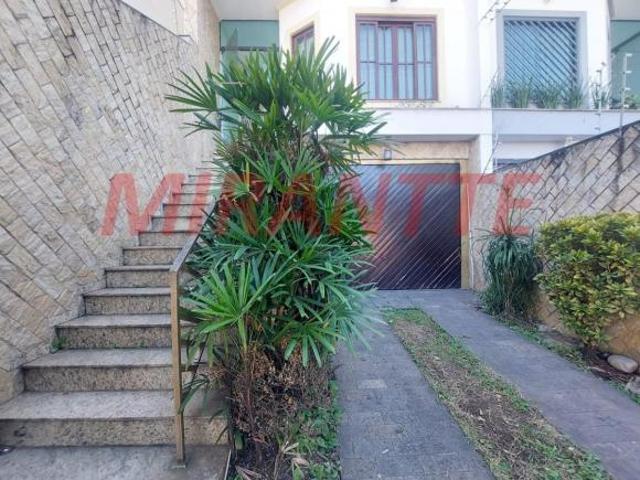 Sobrado de 232m² com 3 quartos