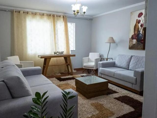 Sobrado de 234m² 04 quartos sendo 01 suíte 03 vagas Xaxim Curitiba PR!