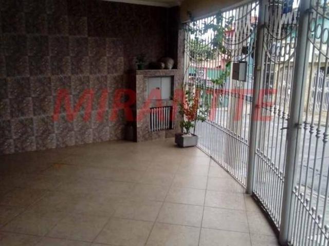 Sobrado de 234m² com 3 quartos