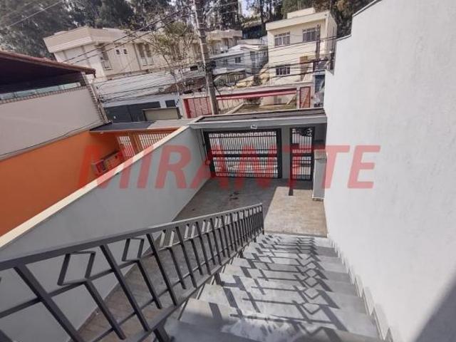 Sobrado de 234m² com 3 quartos