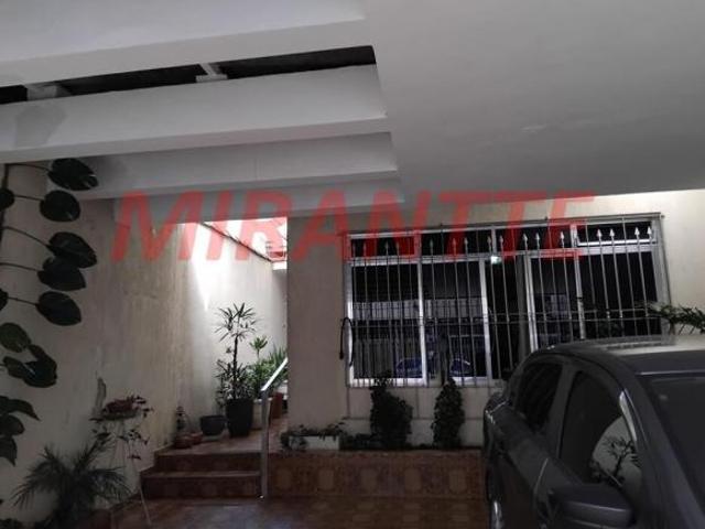 Sobrado de 236m² com 4 quartos