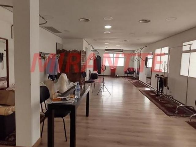 Sobrado de 238m² com 3 quartos