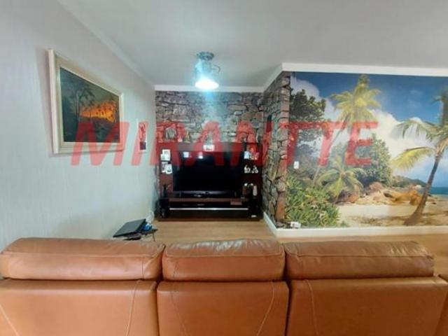 Sobrado de 238m² com 4 quartos