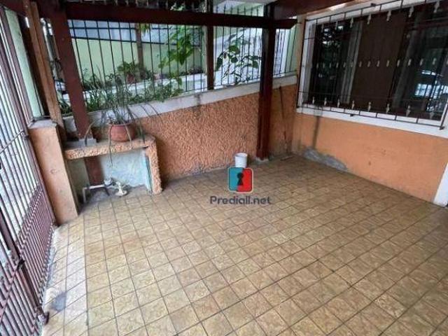 Sobrado de 2 dorm excelente localização