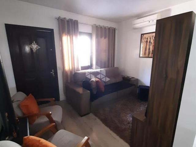 Sobrado de 2 dormitorios bairro São Jose, Canoas