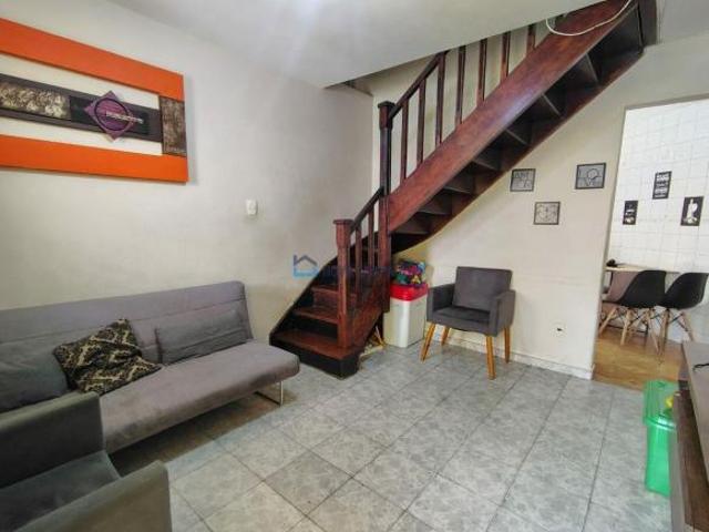 Sobrado de 2 quartos, 1 vaga à venda