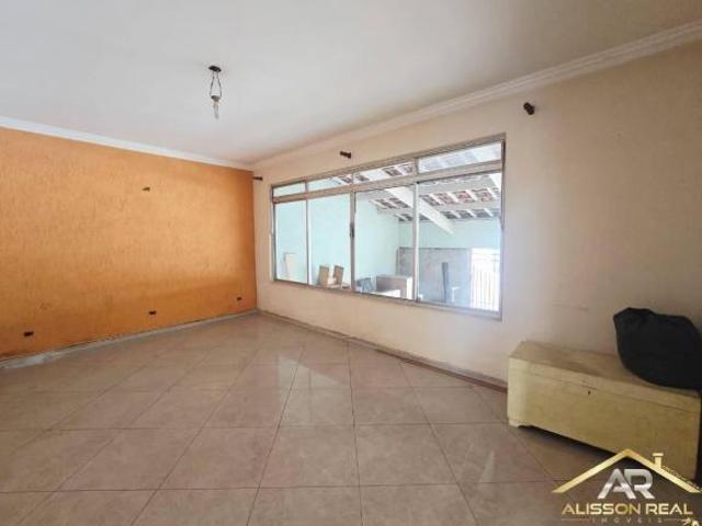 Sobrado de 350m² | 6 Quartos| 4 Vagas cobertas no Jardim das Flores/Osasco