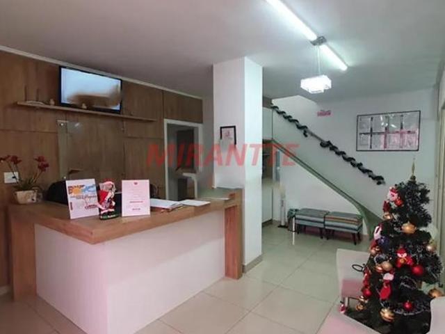 Sobrado de 350m² com 3 quartos