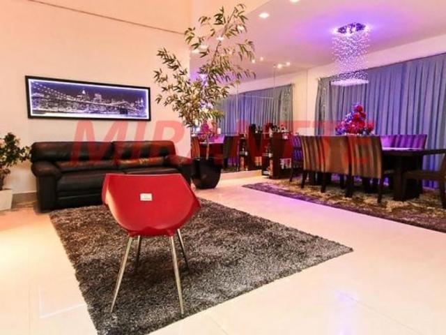 Sobrado de 356m² com 4 quartos