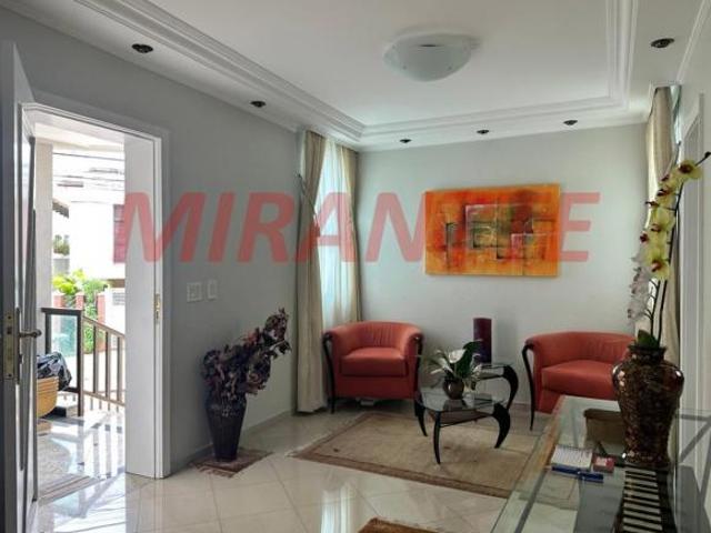 Sobrado de 365m² com 4 quartos