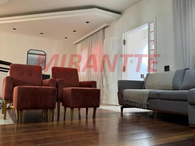 Sobrado de 384m² com 2 quartos
