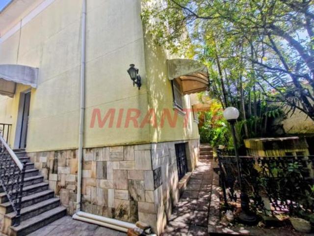 Sobrado de 390m² com 4 quartos