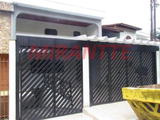 Sobrado de 300m² com 3 quartos