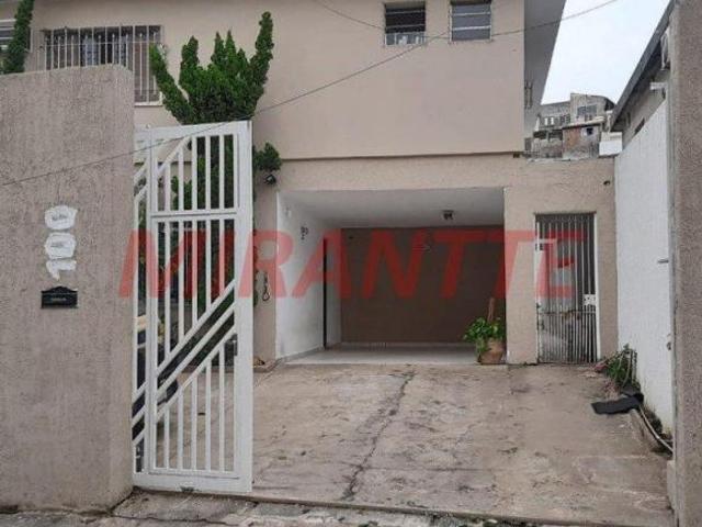 Sobrado de 300m² com 4 quartos