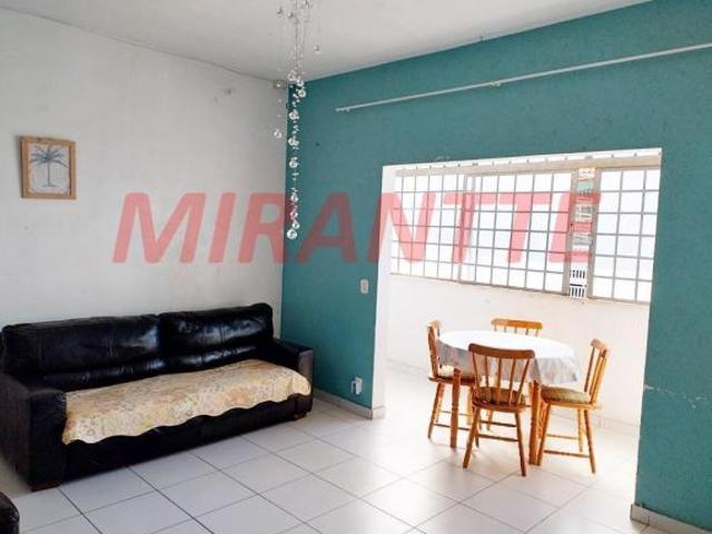 Sobrado de 306m² com 5 quartos