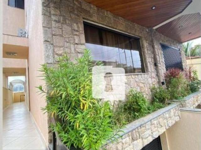 Sobrado de 308m² à Venda na Freguesia do Ó
