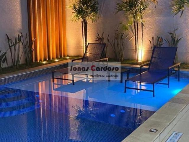 Sobrado de 315m² a venda no Cond. Parque das Figueiras, com 4 quartos sendo 3 suites, cozinha planej