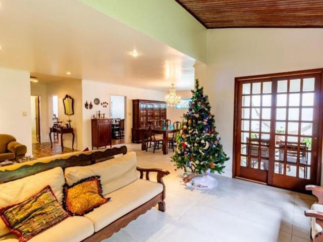 Sobrado de 316 m², 4 quartos em Granja Julieta, São Paulo