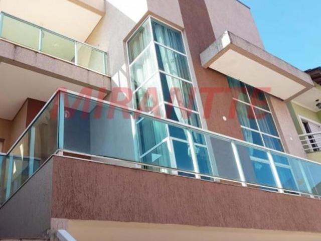 Sobrado de 316m² com 3 quartos