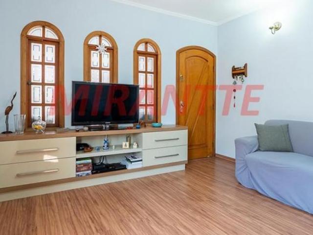 Sobrado de 320m² com 3 quartos