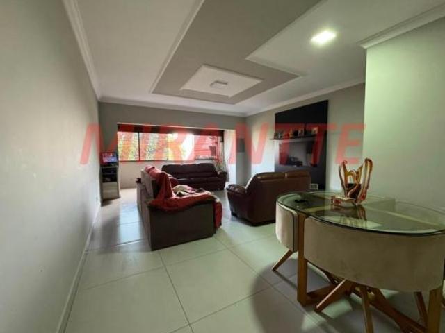 Sobrado de 339m² com 4 quartos