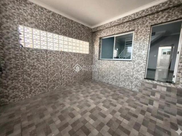 Sobrado de 3 dormitórios, 1 suíte à venda em Santo André