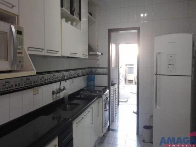 Sobrado de 3 dormitórios