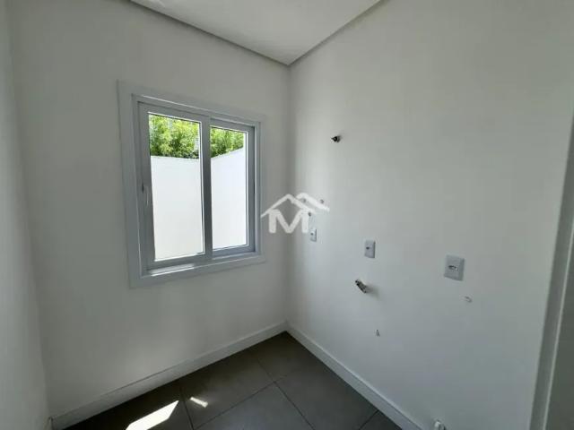 Sobrado de 3 Dormitórios com suíte á venda no Bairro Igara REF: 501850