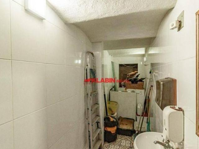Sobrado de 3 Dormitórios e 2 Vagas de Garagem com Terreno Amplo de 348m² de 154m