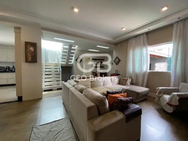 Sobrado de 3 dormitórios para venda no Villa Branca Jacareí REF: 17387