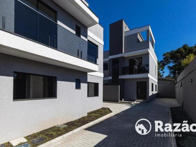 SOBRADO DE 3 QUARTOS ÁREA TOTAL DE 101,81m² LINDÓIA REF 6230