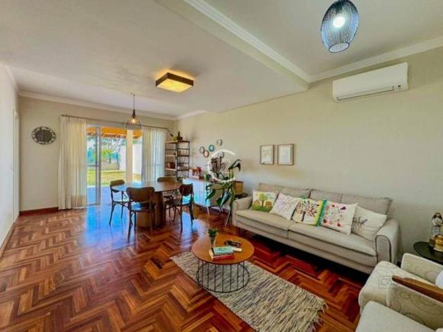 Sobrado de 3 quartos com suíte à venda, 205 m² por R$ 1.780.000 Urbanova São José dos Campos/SP