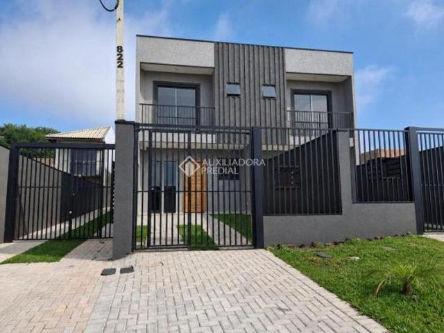 Sobrado de 3 quartos no bairro Sítio Cercado