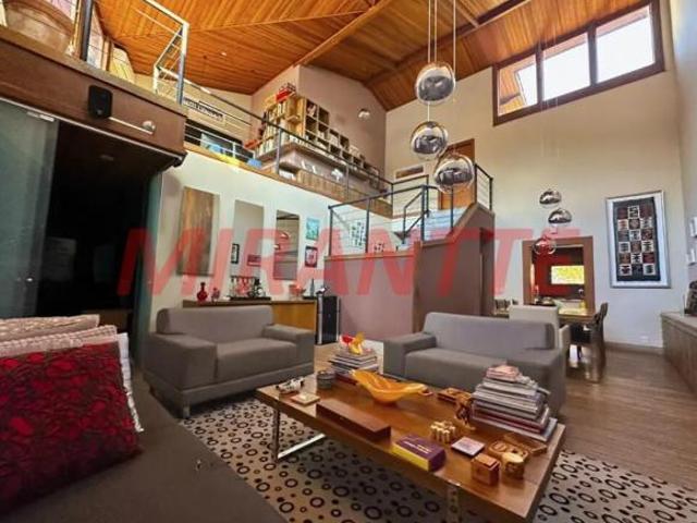 Sobrado de 450m² com 4 quartos