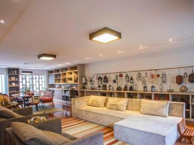 Sobrado de 460m² no Bairro Saúde em São Paulo SP