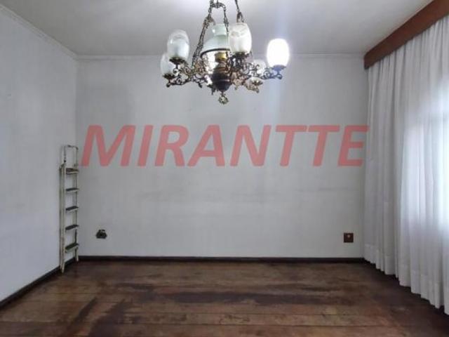 Sobrado de 462m² com 5 quartos