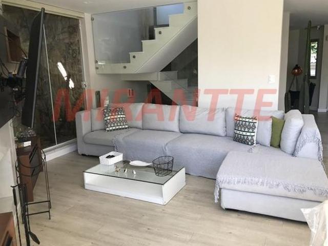 Sobrado de 480m² com 3 quartos