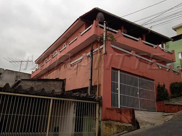 Sobrado de 400m² com 5 quartos