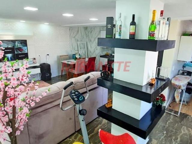 Sobrado de 400m² com 8 quartos