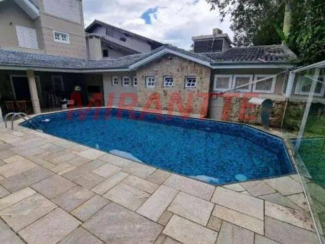 Sobrado de 408m² com 5 quartos