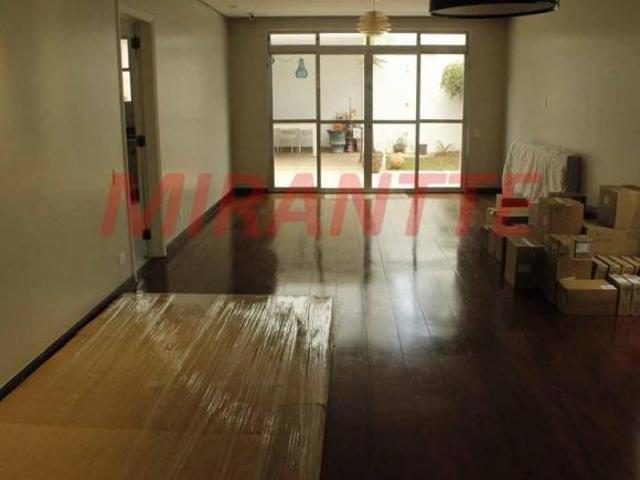 Sobrado de 420m² com 4 quartos