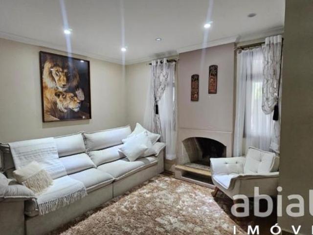 Sobrado de 4 dormitórios com 252m² à venda aceita permuta Jardim América