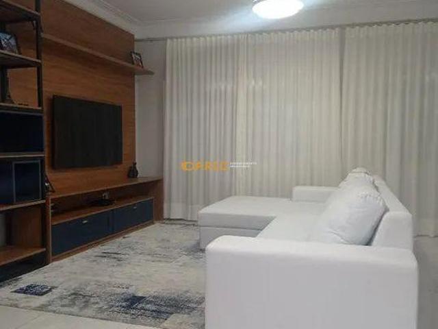 Sobrado de 4 Dorms sendo 4 Suites Jd. das Industrias São José dos Campos SP