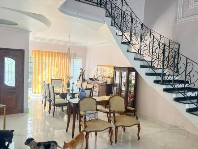 Sobrado de 4 quartos com 2 suítes à venda, 290 m² por R$ 2.650.000 Jardim Apolo São José dos Cam