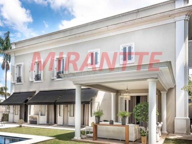 Sobrado de 545m² com 4 quartos